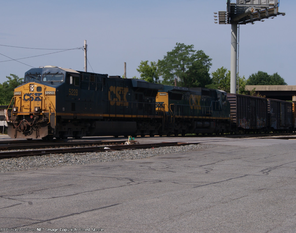 CSX 5228 Q410